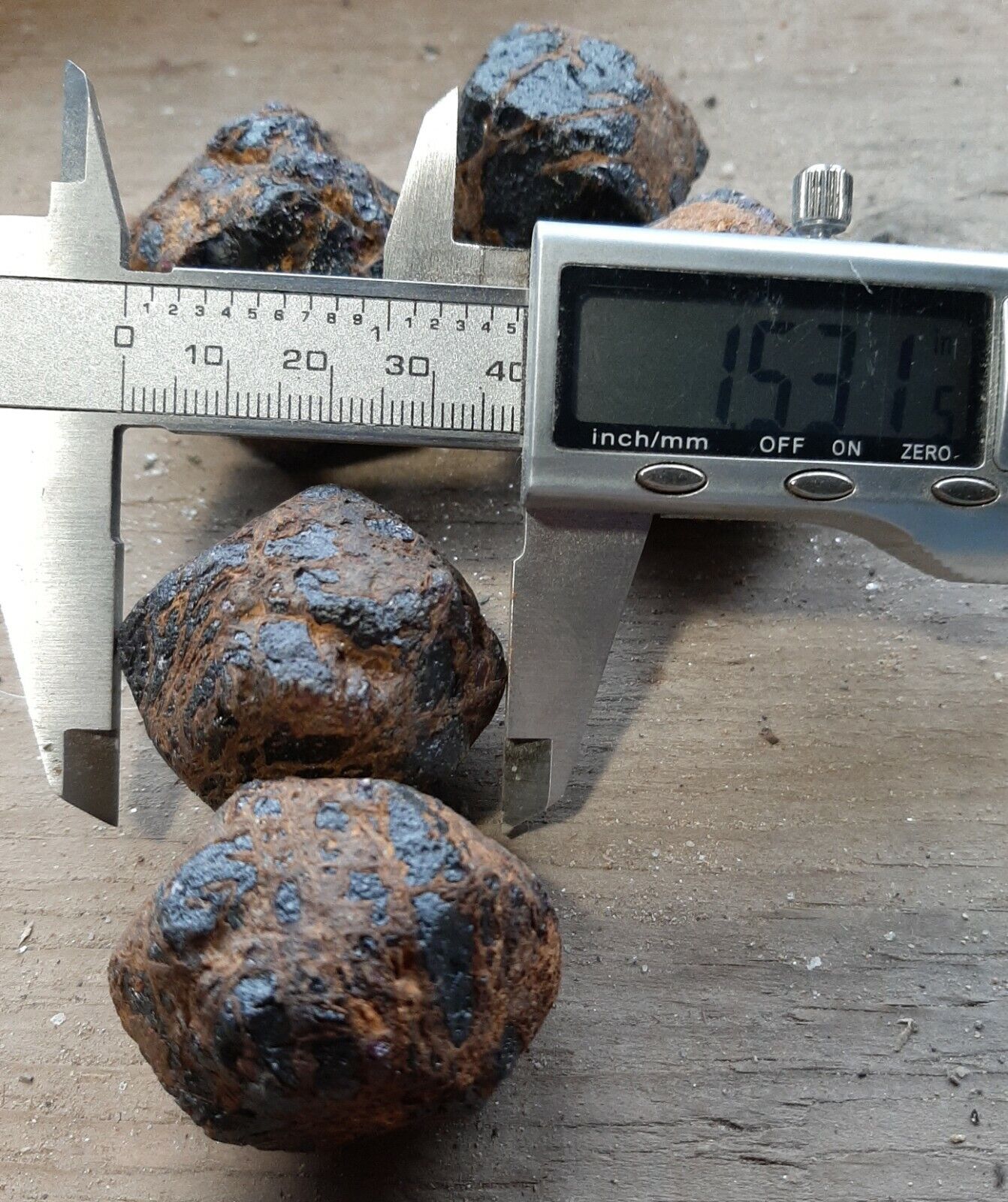 Rare 1pound 1ounce Huckleberry Star Garnet Crystals Lot | Huckleberry ...